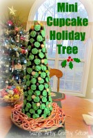 DIY Mini Cupcake Holiday Tree – Suzy's Artsy Craftsy Sitcom